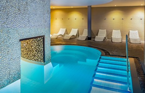 DoubleTree by Hilton Hotel & Spa Chester Voucher Sales, Chester ...